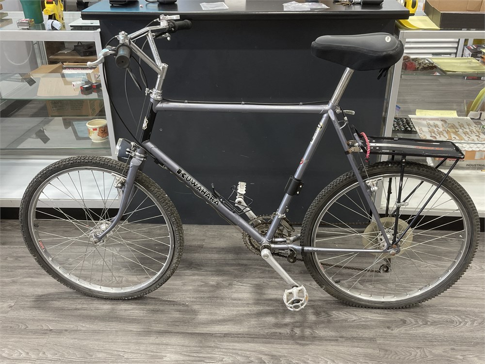 Urban Auctions - VINTAGE KUWAHARA BIKE CHROMALY FRAME ARAYA ALUMINUM ...
