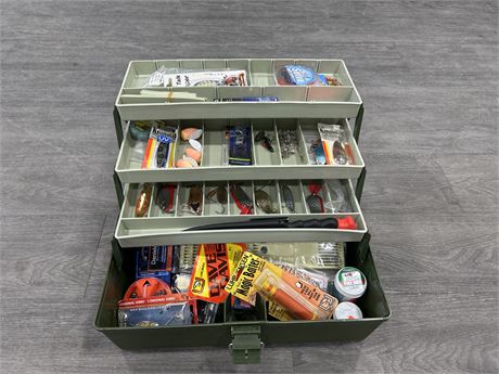 Urban Auctions - NEW TACKLE BOX FULL OF NEW TACKLE