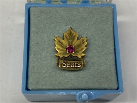 Urban Auctions - 10K GOLD + RUBY SEARS EMBLEM PINBACK (1.35g)