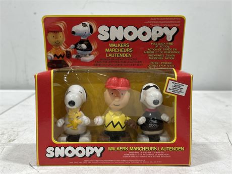 Urban Auctions - VINTAGE NOS SNOOPY RAMP WALKERS