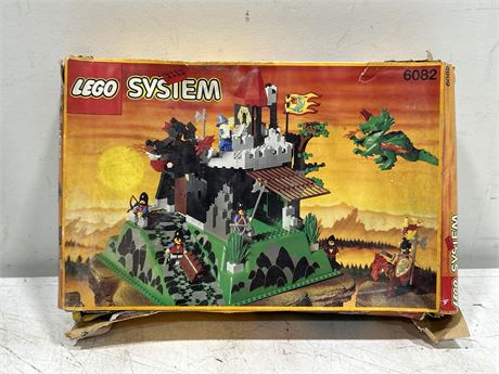 Urban Auctions - RARE EARLY LEGO SET #6082 W/BOX - UNAWARE IF COMPLETE ...