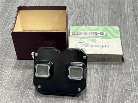 Urban Auctions - VINTAGE VIEW-MASTER STEREOSCOPE IN BOX