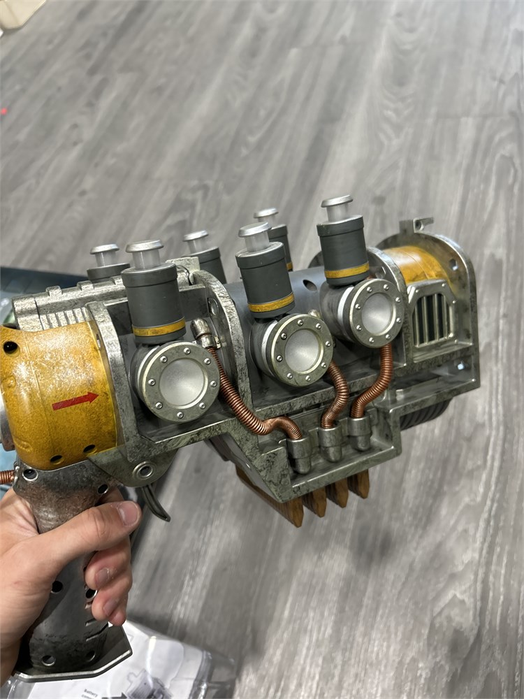 Urban Auctions - FALLOUT PLASMA PISTOL COLLECTABLE W/BOX (15” wide)