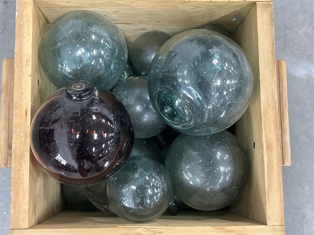 Urban Auctions - CRATE FULL OF VINTAGE GLASS FISH FLOATS