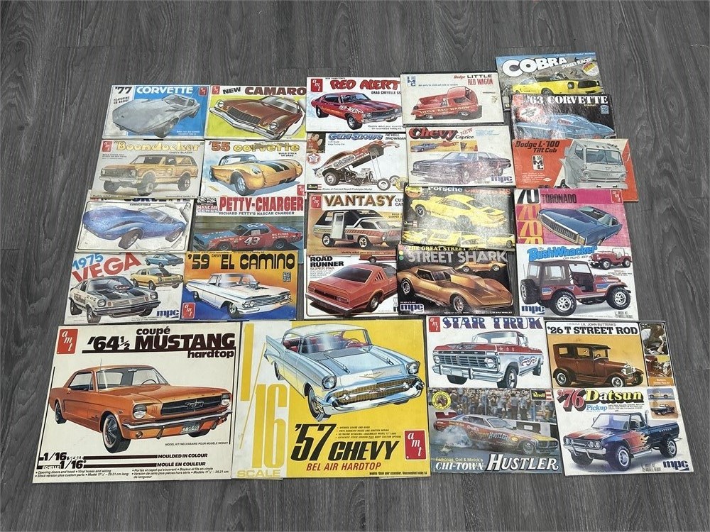 Urban Auctions - VINTAGE MODEL CAR BOXES - FOLDED UP