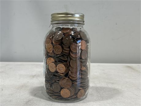 Urban Auctions - 7.5 POUND JAR FULL OF PENNIES