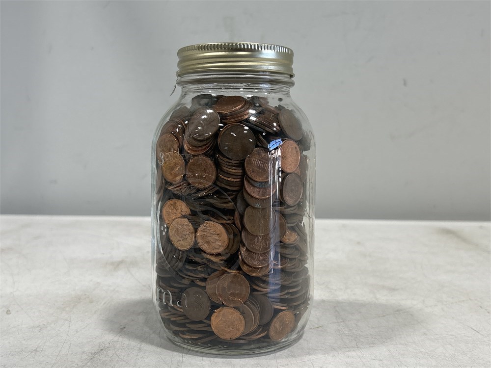 Urban Auctions - 7.5 POUND JAR FULL OF PENNIES