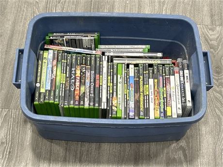 Urban Auctions - BOX OF VIDEO GAMES - MAINLY XBOX