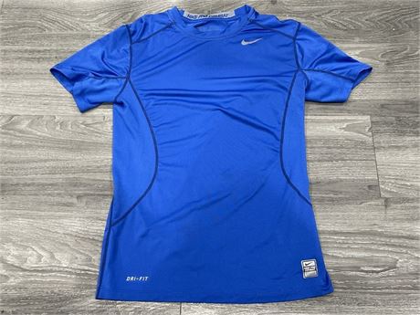 Urban Auctions - NIKE PRO COMBAT BLUE DRI-FIT SHIRT SIZE S