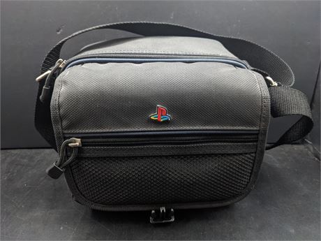 Urban Auctions - SONY PLAYSTATION CARRY CASE - EXCELLENT CONDITION