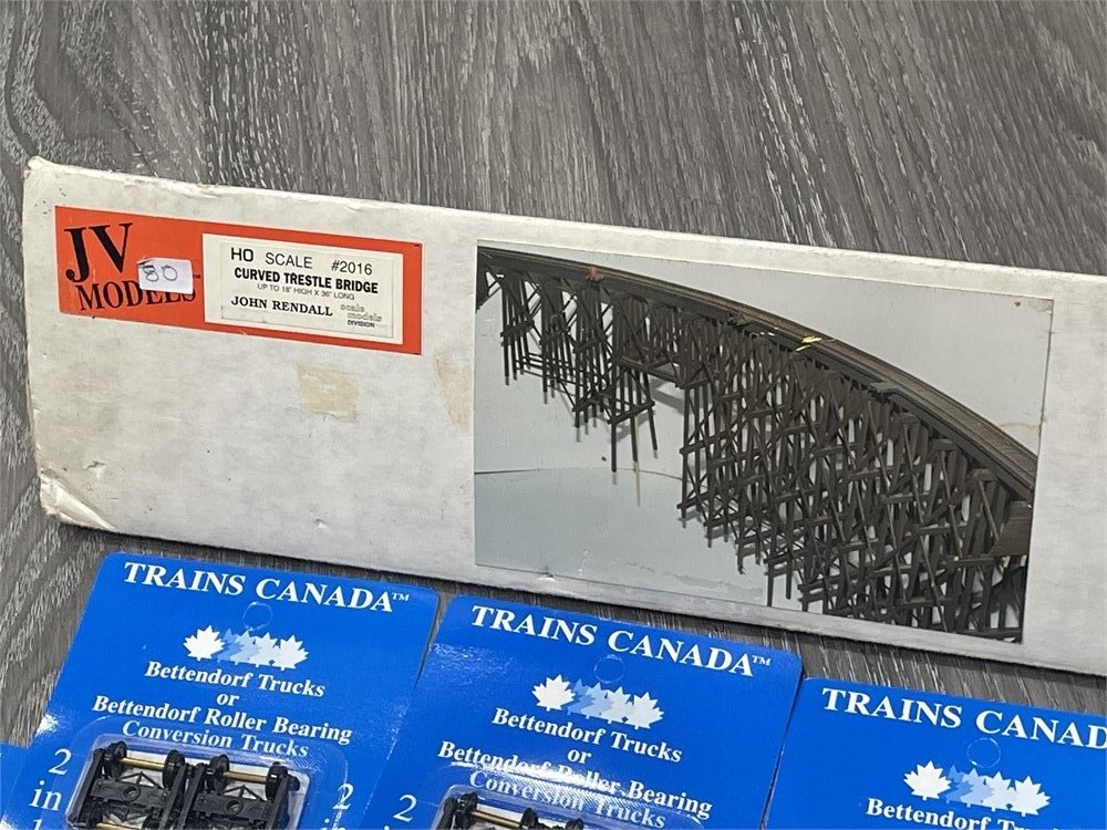 Urban Auctions - HO SCALE TRESTLE BRIDGE & BETTENDORF TRUCKS/WHEEL BEARINGS