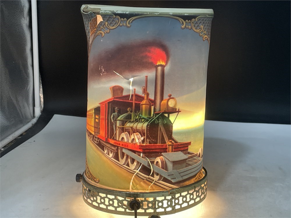 Urban Auctions - VINTAGE 1956 AN AMERICAN ECONOLITE TRAIN MOTION LAMP ...