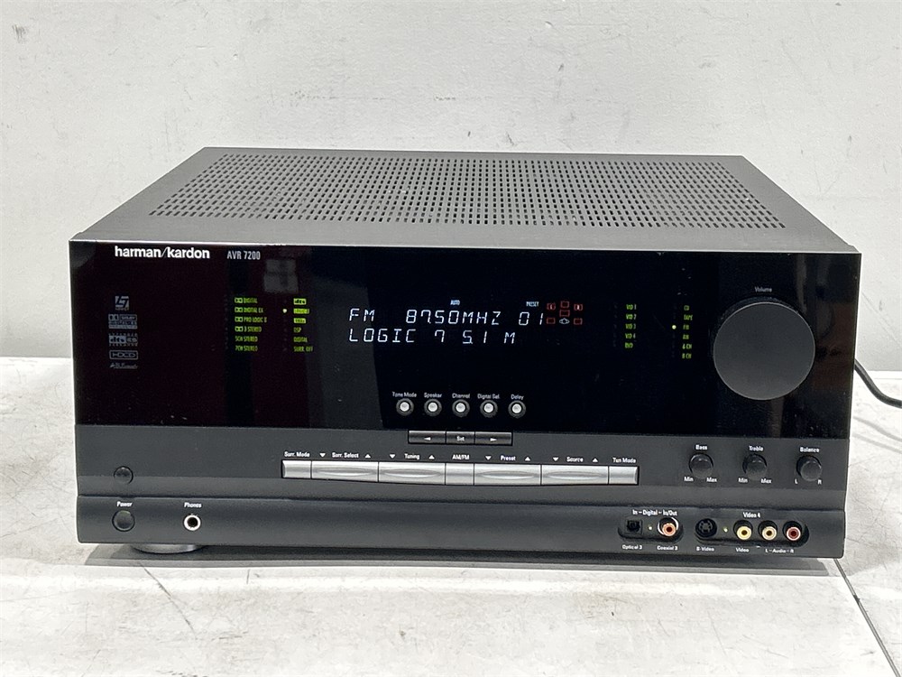 Urban Auctions - HARMAN / KARDON AVR 7200 - LIGHTS UP