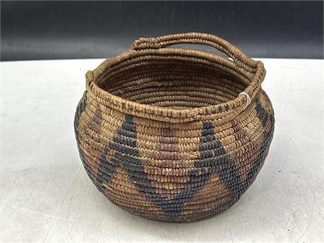 Urban Auctions - EARLY FIRST NATIONS IMBRICATED ROUND BASKET (7” wide ...