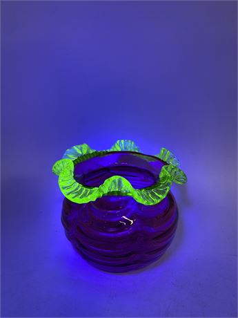 Urban Auctions - VINTAGE URANIUM RIMMED CRANBERRY GLASS JAR - 4”x4”