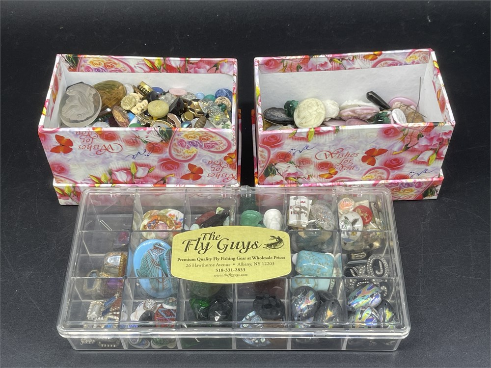 Urban Auctions - 3 BOXES OF 1940s-60s GLASS RHINESTONES - NEW YORK ...
