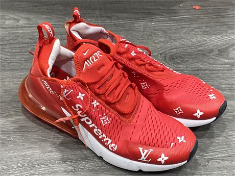 Urban Auctions - SIZE 11 NIKE SUPREME RUNNERS - NOT AUTHENTICATED