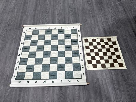 Urban Auctions - 2 EDUCATIONAL CHESS BOARD DISPLAYS / POCKET CHART PRACTICE