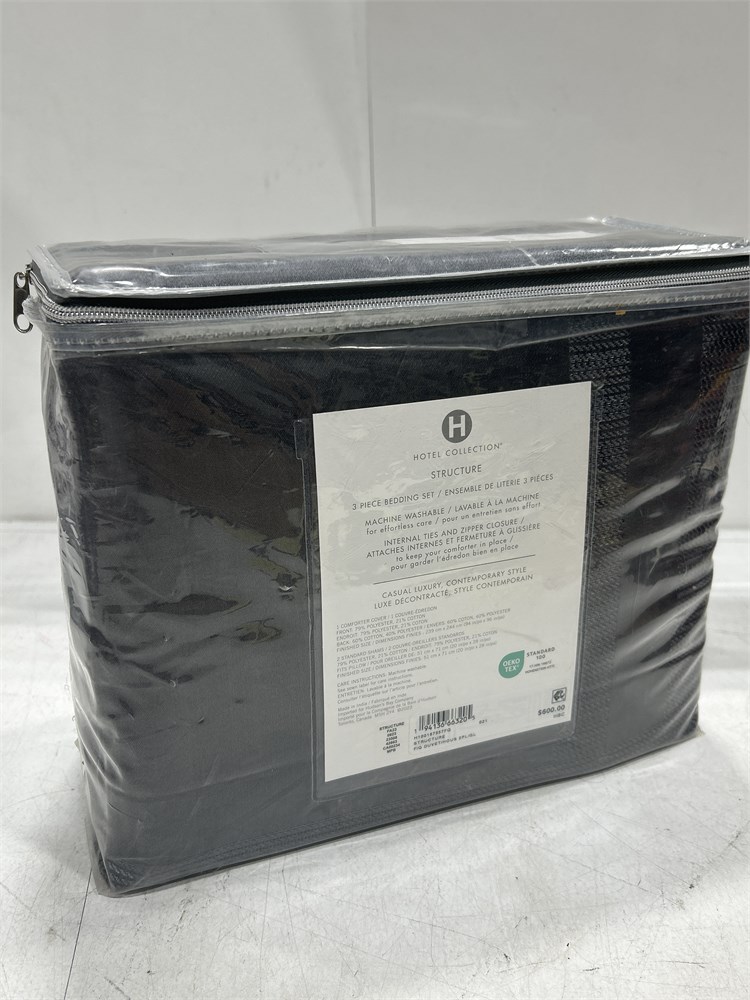 Urban Auctions - (NEW) HOTEL COLLECTION QUEEN COMFORTER COVER SET